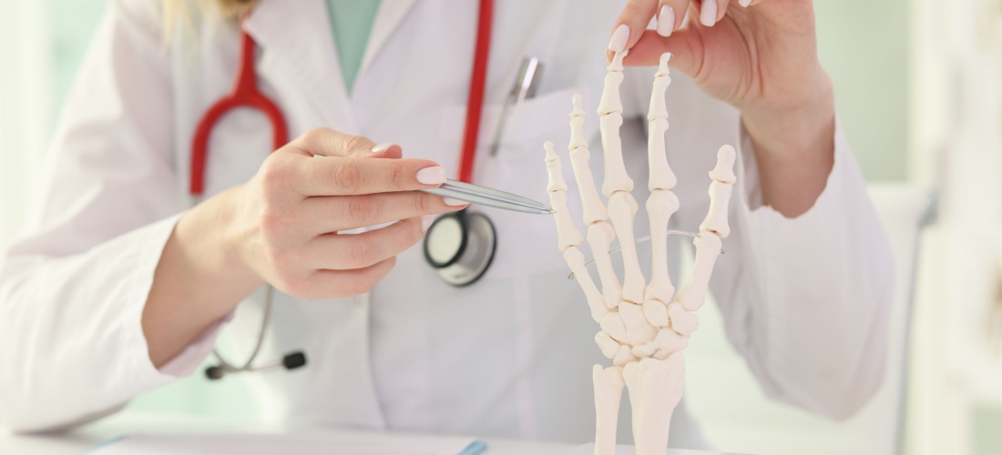 ¿Qué hace un traumatólogo? ¿Cuándo debes acudir a uno?